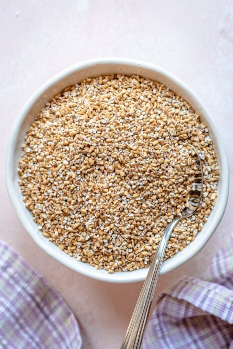 Types of Oats - Difference between steel cut, rolled, instant - Two Spoons