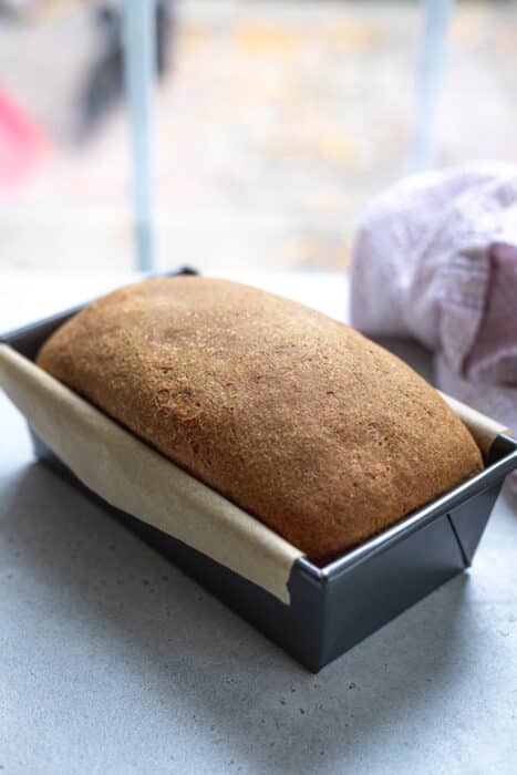 Easy Oven-Baked Spelt Bread Recipe (Vegan) - Two Spoons